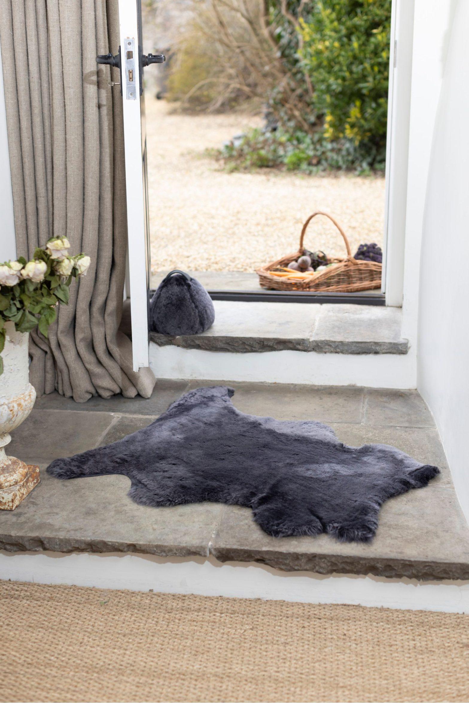 Sheepskin Throw/Rug British Graphito Grey | Single by Owen Barry - Owen ...